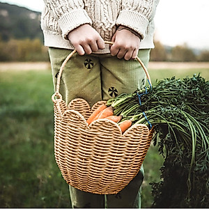Scalloped Edge Round Basket with Handle, Super Sturdy Wicker Storage Baskets, Garden Vegetable Basket Hand Woven Baskets for Shelves,Natural Baskets for Organizing (Rattan 7.8"*7.8"*7")