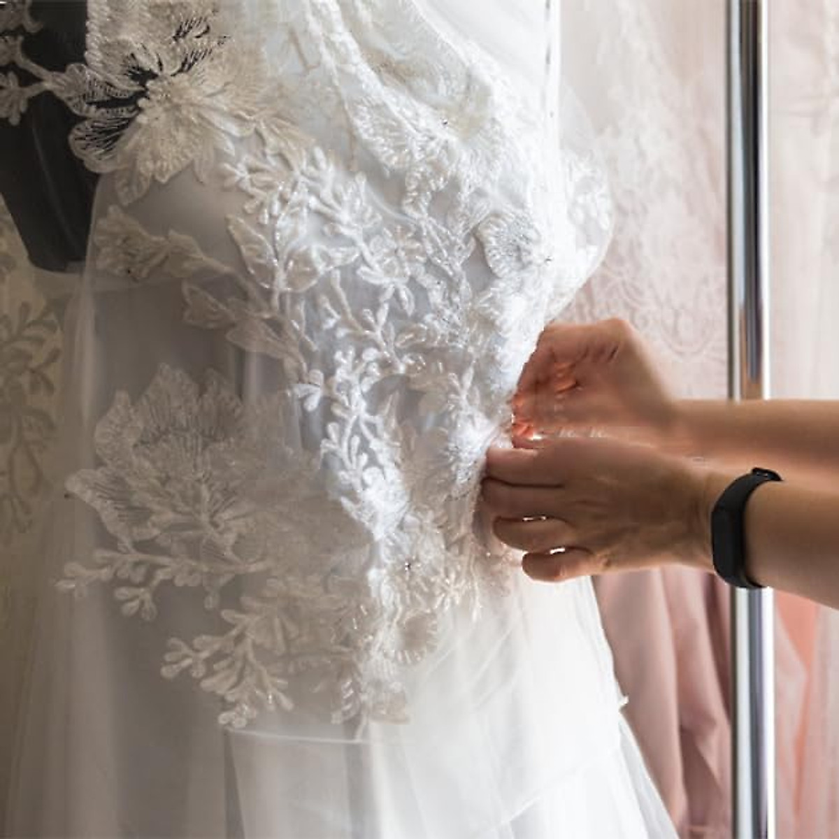 Female Dress Form Mannequin Torso, Adjustable Height 47-78 inch, Manikin Body Model with Rectangle Metal Base, Detachable Arms & Head, for Clothing Dress Jewelry Display Sewing