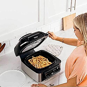 Ninja Foodi 5-in-1 Indoor Grill with Integrated Smart Probe, 3.9 L (4 qt.) Air Fryer