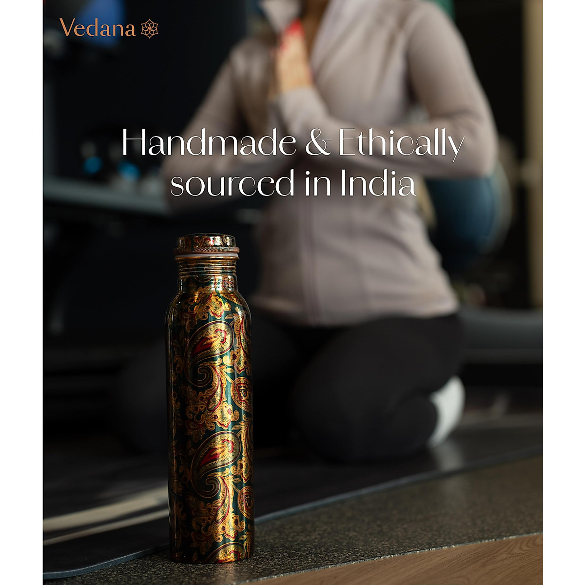 VEDANA Premium Ayurvedic Pure Copper Water Bottle | Leak Proof 1 Liter Copper Vessel for Drinking Water | Great Water Bottle for Sports, Yoga & Everyday Use
