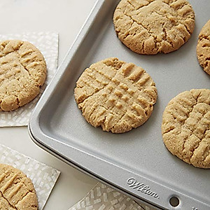 Wilton Recipe Right Small Non-Stick Baking Sheet, Cookie Sheet, 13.2 x 9.25-Inch, Steel