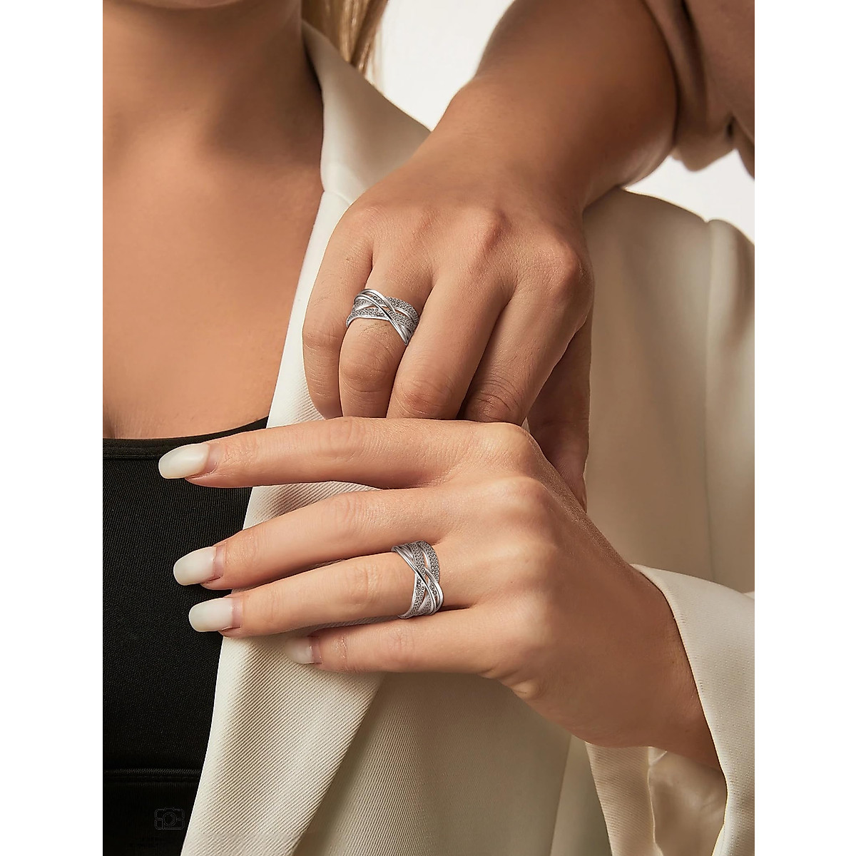 YL Twisted Knot Rings 925 Sterling Silver Criss Knot Ring 18k White Gold Plated Cubic Zirconia Infinity Statement Rings for Women-size8