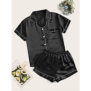WDIRARA Women's Plus Sleepwear Satin Short Sleeve Shirt and Shorts Pajama Set Black 4XL