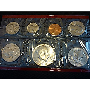 1980 P & D United States US Mint Set