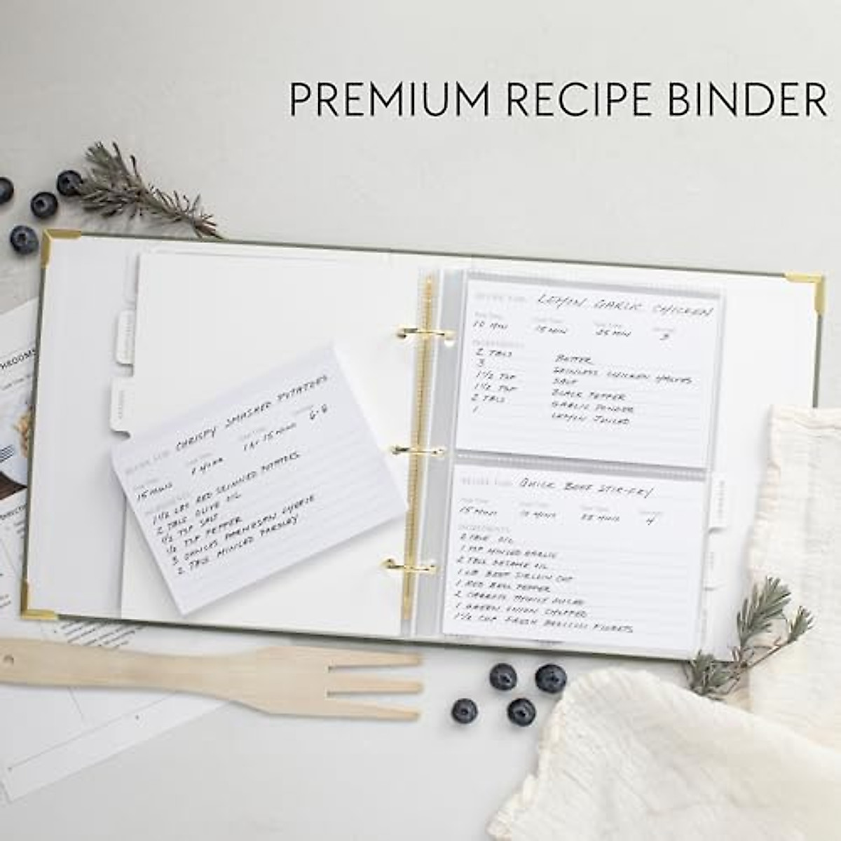 Aesthetic Recipe Binder with Waterproof Cover - The Perfect Recipe Book with Plastic Sleeves to Write in Your Own Recipes - Quality Blank Cookbook Binder to Organize Your Recipes - Recipe Cards incl.