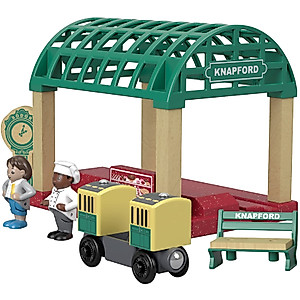 Thomas & Friends Wooden Toy Knapford Train Station Playset with Figures & Passenger Coach for Preschool Pretend Play Kids Ages 3+ Years