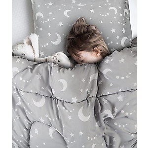 Utopia Bedding All Season Moon Star Comforter Set with 2 Pillow Cases, 3 Piece Soft Brushed Microfiber Kids Bedding Set for Boys/Girls, Machine Washable (Twin)