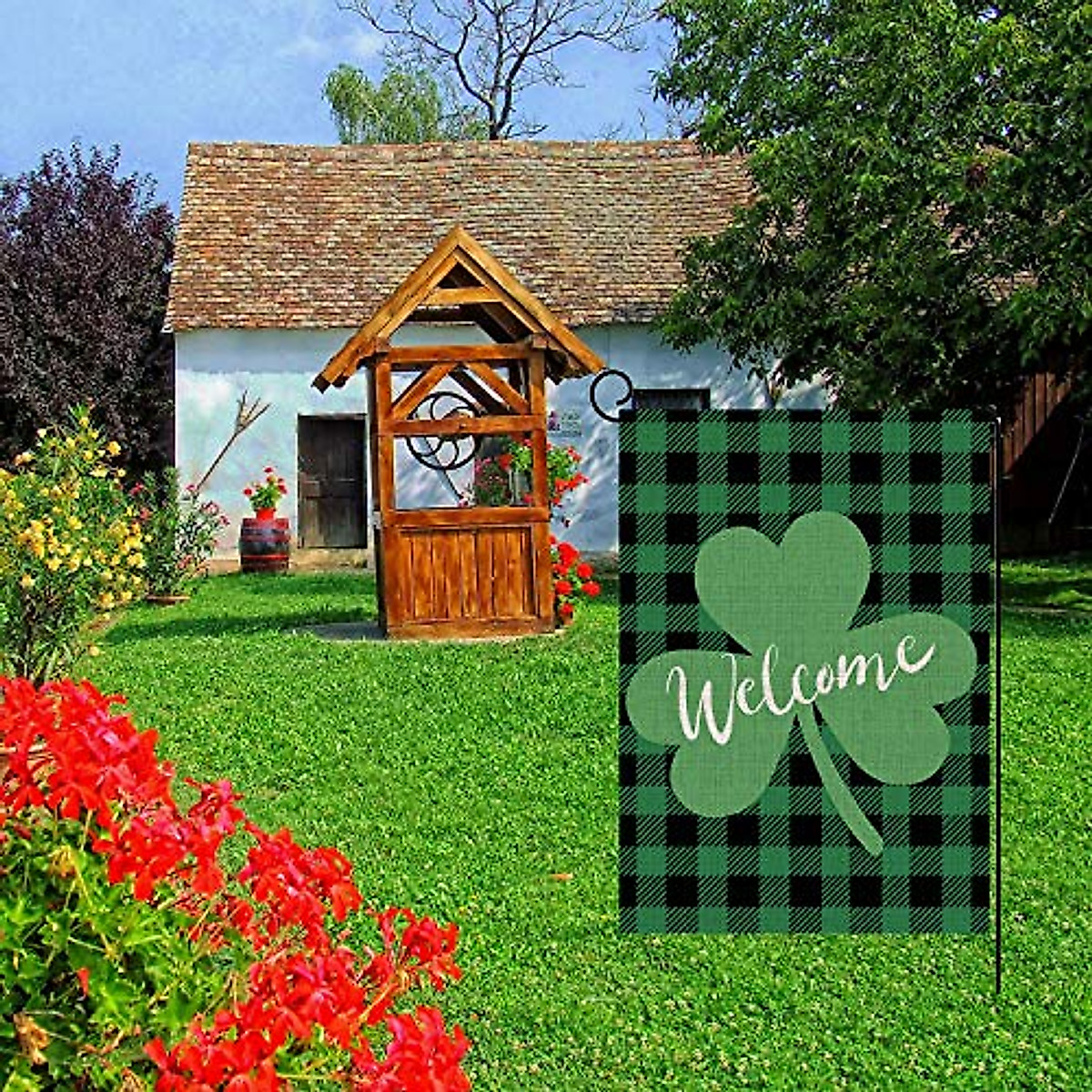 St. Patrick's Day Garden Flag Vertical Double Sided Buffalo Plaid Burlap Shamrock Garden Flag, St Patricks Day Holiday Yard Home Outdoor Decoration 12.5 x 18 Inch