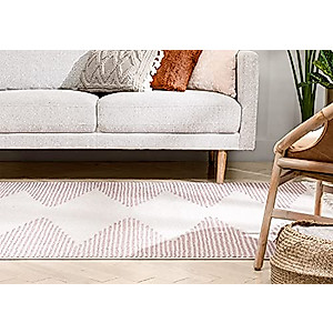 Well Woven Zella Blush Tribal Diamond Medallion Area Rug (5'3" x 7'3")