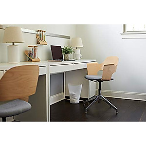 Rubbermaid Spa Works Vanity Wastebasket/Trash Bin, 9-Quart/2.25 Gallon, Clear, Small Plastic Garbage Can Fits Under Desk/Sink/Cabinet, Best Use for Home/Bathroom/Office/Laundry/Dorm Room