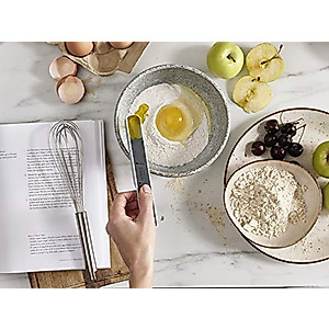 Joseph Joseph 40105 Measure-Up Adjustable Measuring Spoon, Measures from 1 ml to 15 ml and from 1/4 tsp to 1 tbsp, Blue