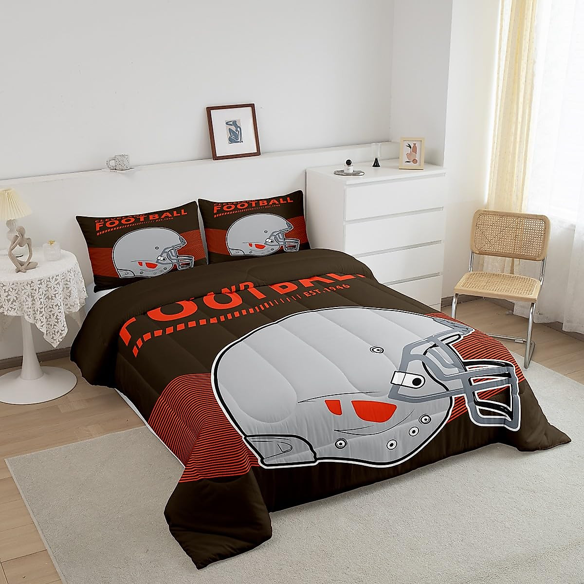 American Football City Comforter Set Football Player Bedding Queen for Kids Girls Boys American Football Helmet Bed Comforter Set Football Sports Duvet Insert Bedroom Decor, Brown Orange(Cleveland)