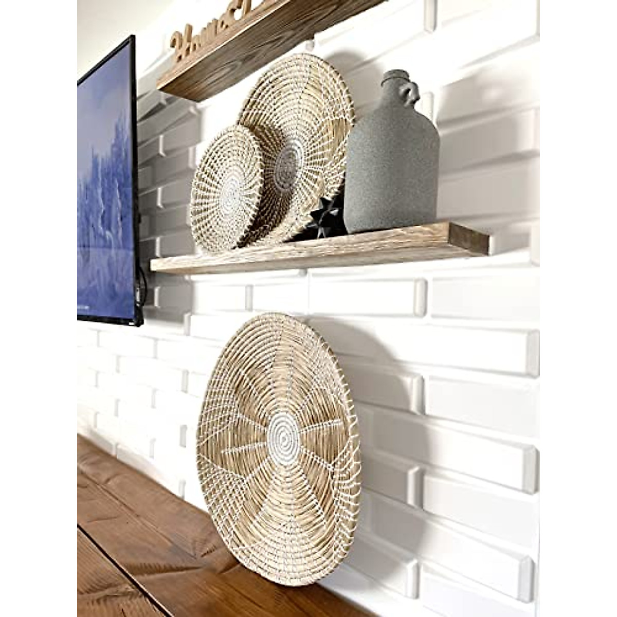 Artera Home Wicker Wall Basket Decor - Set of 3 Oversized, Hanging Natural Woven Seagrass Flat Baskets, Round Boho Wall Basket Decor for Living Room or Bedroom, Unique Wall Art