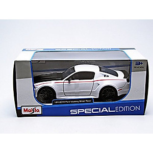 Maisto 2014 Ford Mustang Street Racer White 1/24 Model Car
