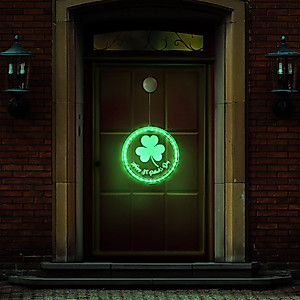 Enhon St. Patrick's Day Clover Window Light Decoration, Backdrop Decorative Saint Patrick Green Light for Windows Pathway Patio Bedroom Party Holiday Wall Decor (Shamrock Style)