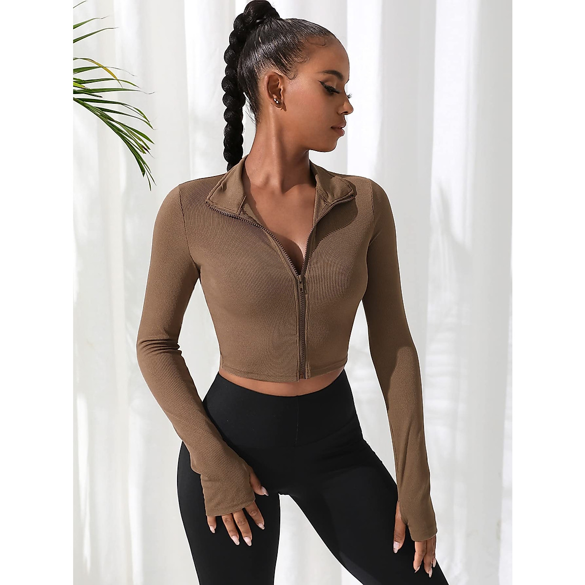 SweatyRocks Women's Long Sleeve Stand Collar Zip Up Crop Top Stretchy Sports Jacket Activewear Coffee Brown L