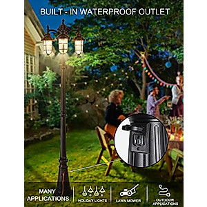 CMRCOZIRA Triple-Head Street Light with Outlet, Nautical Style Outdoor Post Light, IP65 Outdoor Lamp Post Lights with Clear Seeded Glass, Outdoor Street Light Matte Black for Street, Garden, Driveway