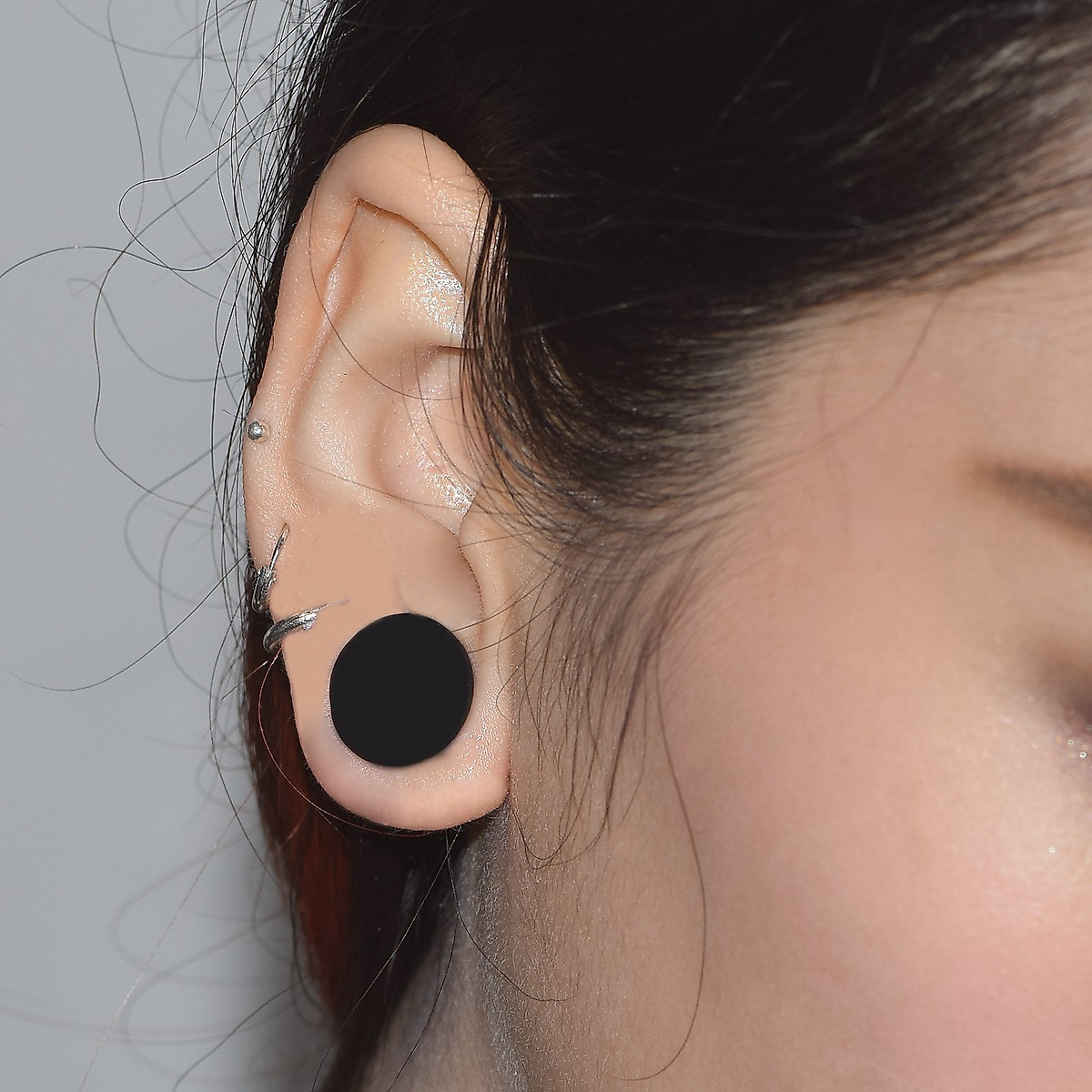 JOYTOYOU 26Pcs Black Silicone Ear Gauge Plugs Stretching Kit Double Flared Flesh Tunnels Saddle Expander Set 8g to 1"