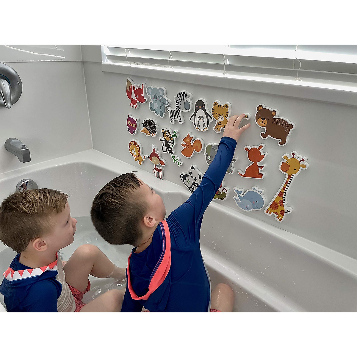 3 Bees & Me Animal Bath Toys for Boys and Girls – Fun Foam Animals with Bath Toy Storage Bag – 18 Piece Kids Bath Set for Toddlers and Kids