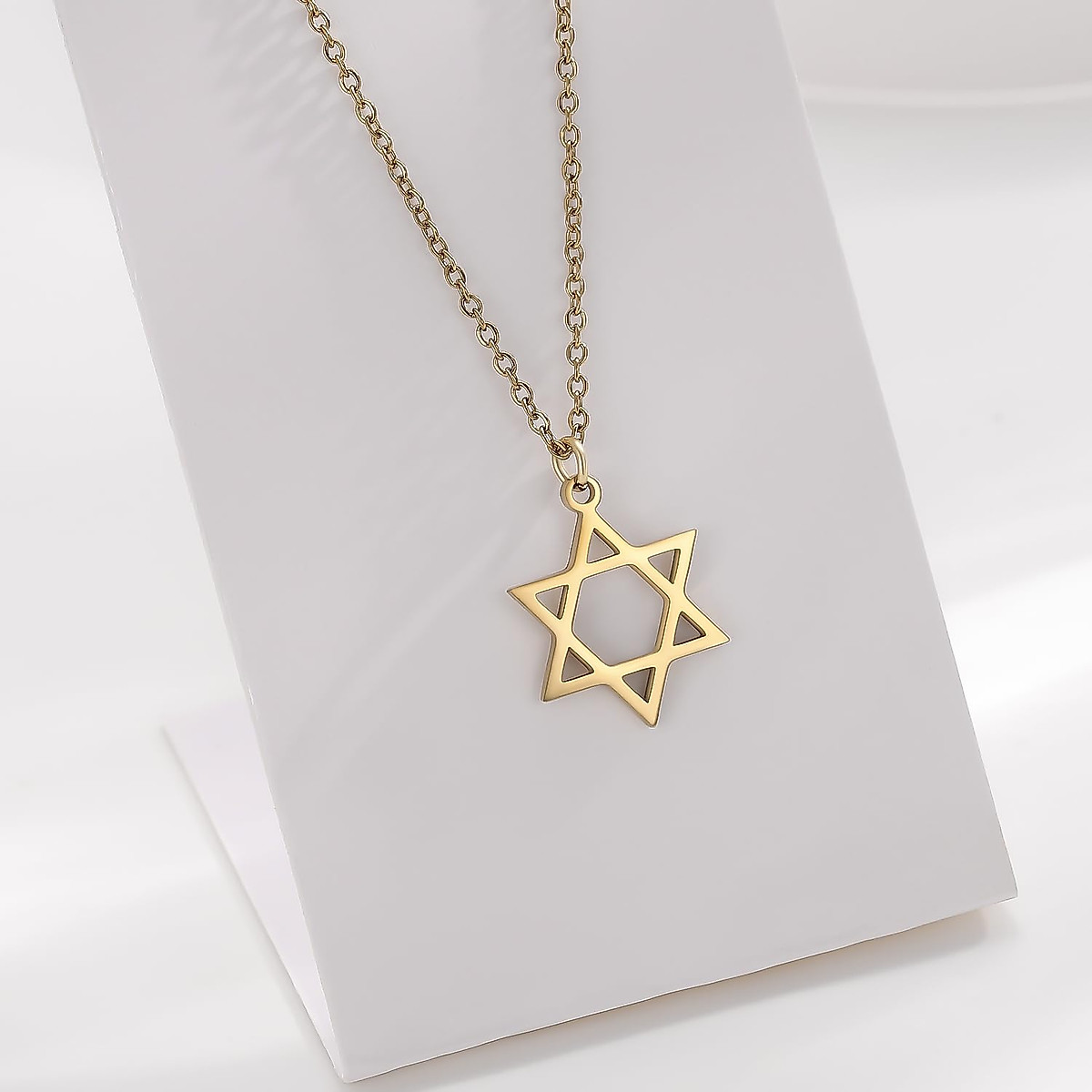 AILUOR 18K Gold Plated Megan Star of David Pendant Necklaces, Six Pointed Megan Star Jewish Israel Jewelry for Women/Men Hip Hop Jewelry (Gold)