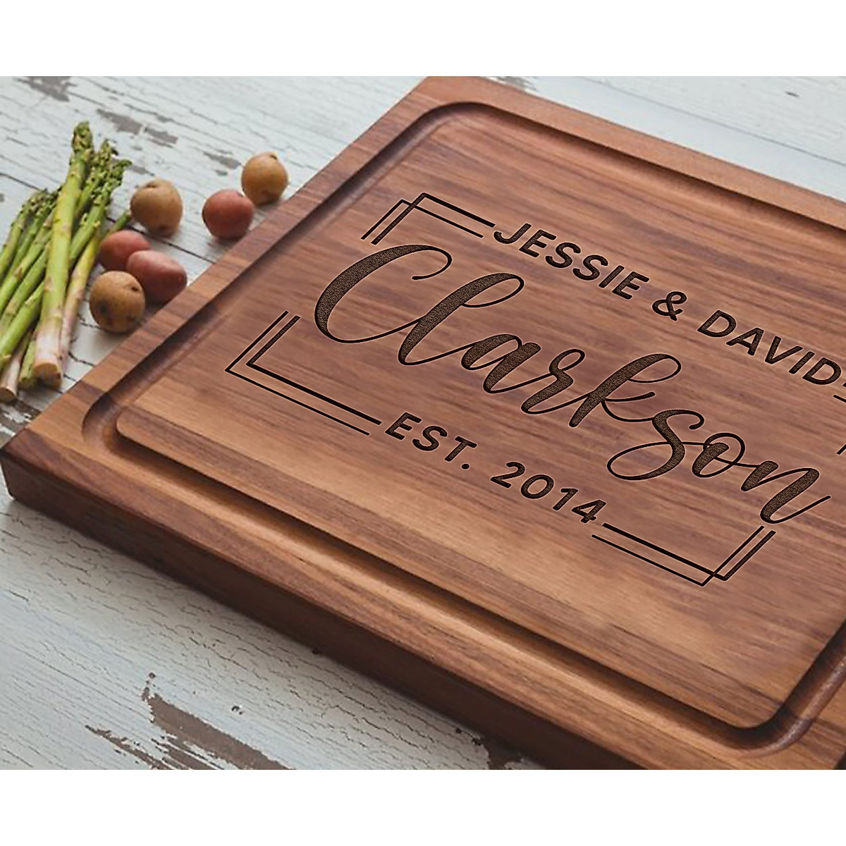 Personalized Mr and Mrs Cutting Board Wedding Gift for Couple Custom Cutting Board Housewarming Gift