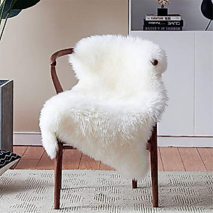 duduta White Faux Fur Chair Seat Covers, Fluffy Shag Sheepskin Bedside Rugs Throw Washable 2x3 ft