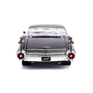 DC Comics Bombshells Catwoman &amp; 1959 Cadillac Die-cast Car, 1:24 Scale Vehicle &amp; 2.75&quot; Collectible Figurine 100% Metal