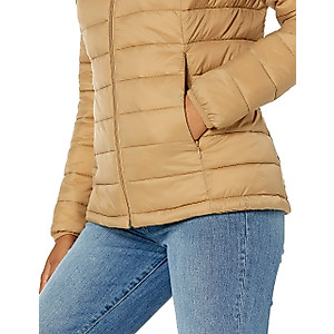 Amazon Essentials Women's Lightweight Long-Sleeve Water-Resistant Packable Puffer Jacket (Available in Plus Size), Camel, Large