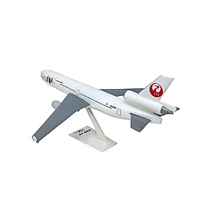 Flight Miniatures Japan Airlines (89-03) MD-11 1:200 Scale - Plastic Snap-Fit Model Airplane - Collectible Replica of Japan Airlines Aircraft Part# AMD-01100H-016