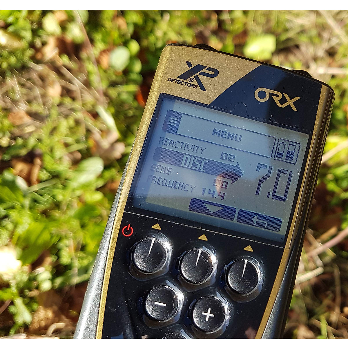 XP Metal Detectors ORX Detector - Specialized in Gold Hunting - FX02 Wired Headphones, WSAUDIO Wireless Headphones, HF Coil (9'') up to 50kHz, Remote Control and S-Telescopic Lite Stem (ORX-22FX02E)