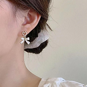 Sttiafay Vintage Pearl Bow Dangle Earrings Pearl Heart Earrings Gold Pearl Bow Stud Earrings Pearl Heart Bridal Earrings Jewelry for Women and Girls