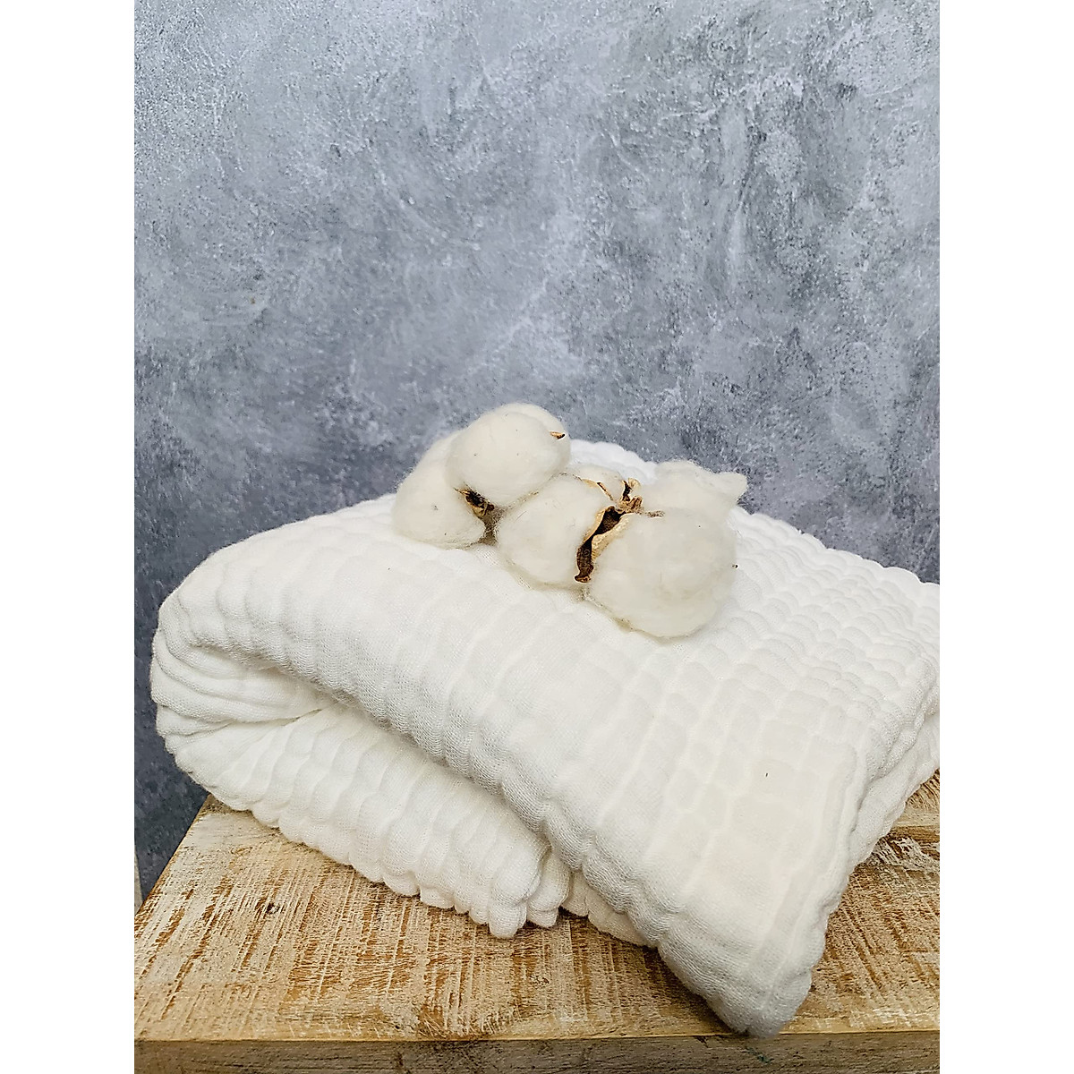 Leyl&Ari Basic Toddler Blanket - Organic Baby Towel - Baby Toddler Muslin Quilt- Crib Blanket - 3 Layers Organic Cotton Baby Blanket- 40"X40" (Snowy White)