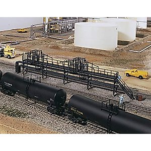 Walthers Cornerstone HO Scale Model Oil Loading Platform, 8