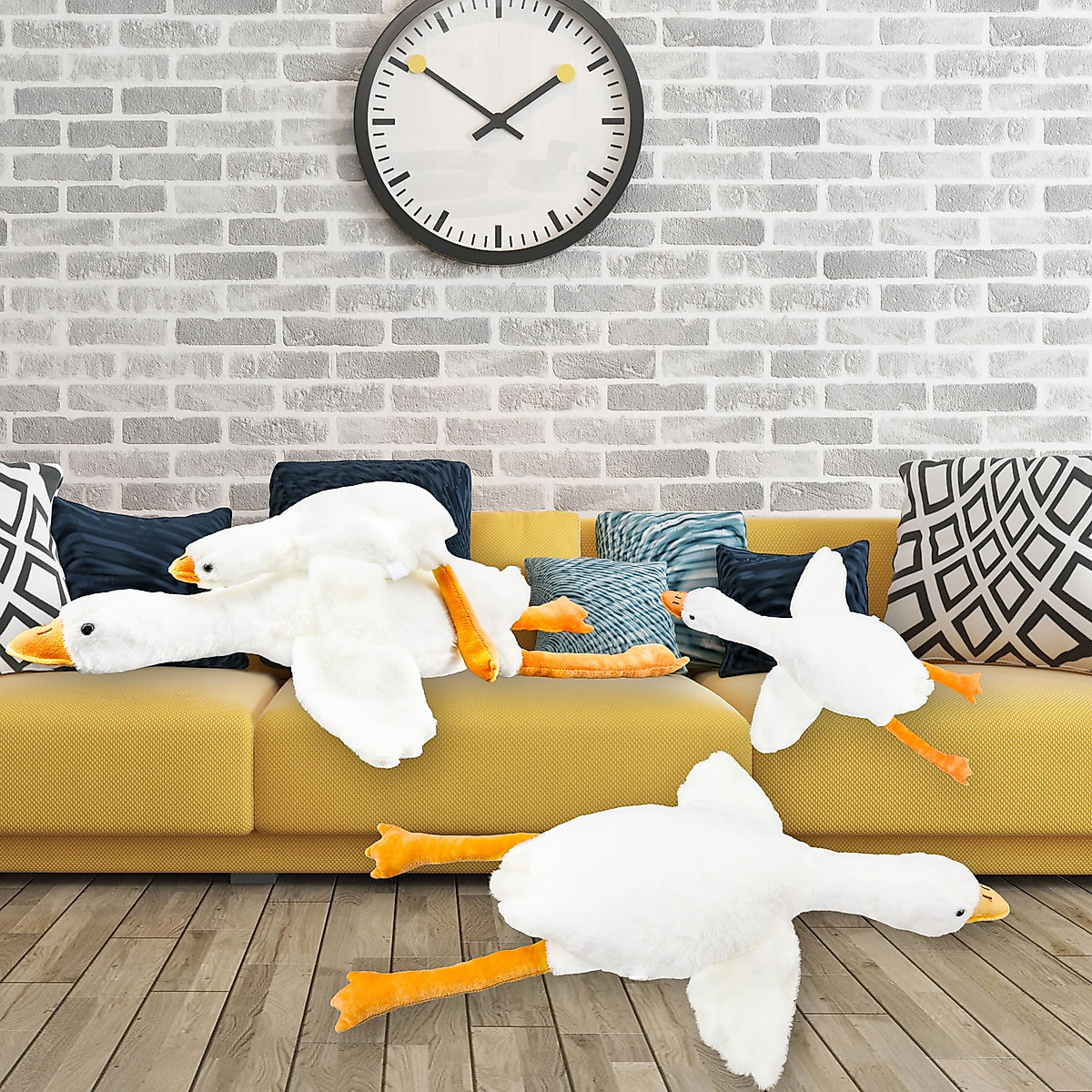 Conagel 2 Pcs 35.4 inch 19.6 inch Goose Stuffed Animal Toy Plush White Swan Throw Pillow Soft Goose Swan Pillow for Sleeping Bedding Home Decor, 2 Size