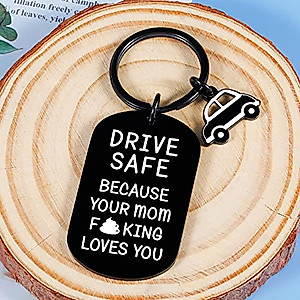 Funny New Driver Gift Drive Safe Your Mom Loves You Keychain for Son Daughter from Mom Dad Valentine for Teens Adult Boys Girls Stocking Stuffer Trucker BFF 16th Birthday Gift Promise Keyring Him Her