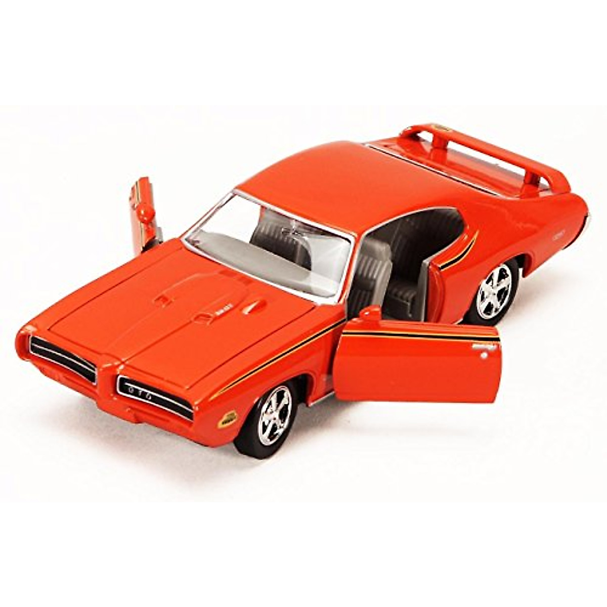 Pontiac GTO Judge, orange 1969 Model Car Motormax 1:24