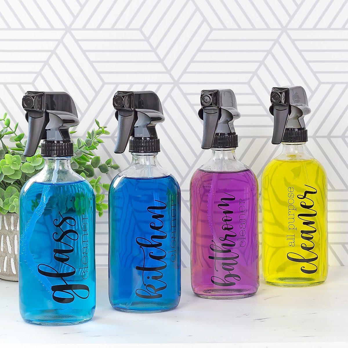 Cornucopia Brands Cleaning Spray Bottles Set, Glass (Set of 4, 16-Ounce); Refillable Trigger Sprayers w/Mist/Stream Settings and Farmhouse Script