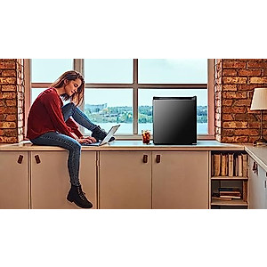 GOVIDA COOLHOME 1.6 Cu. ft. Single Door Mini Fridge, Black