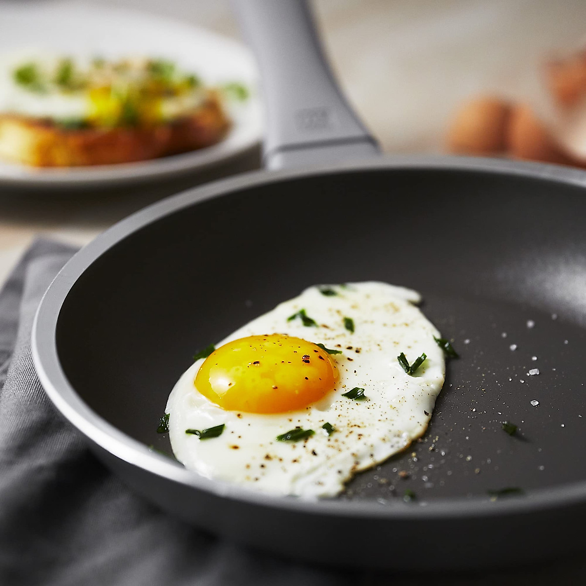 ZWILLING Madura Plus Slate 8-inch Nonstick Fry Pan