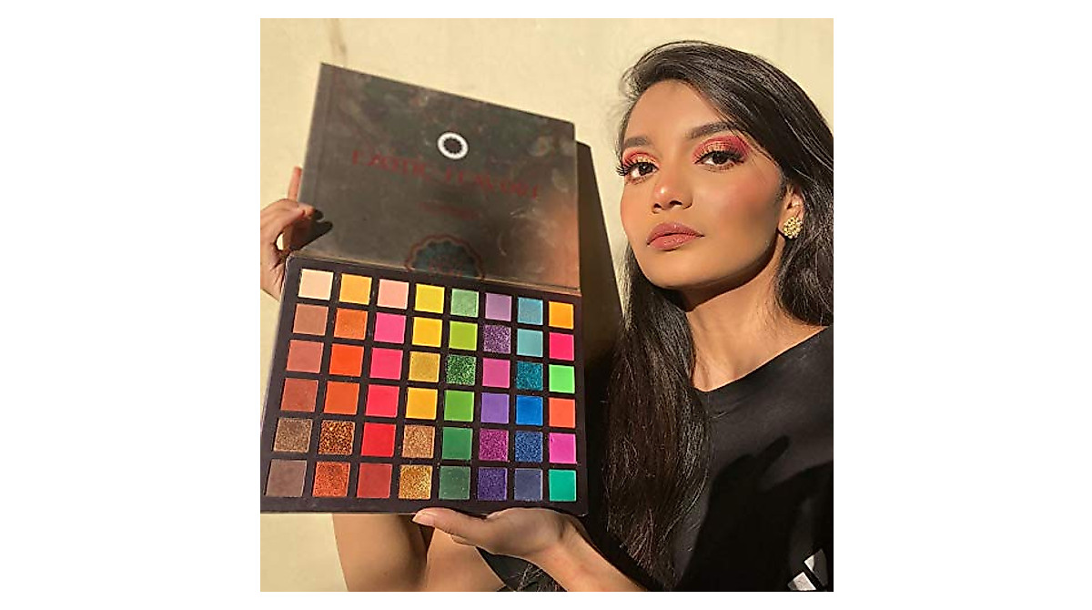 Exotic Flavors 48 Colors Eyeshadow Palette & Brush Set