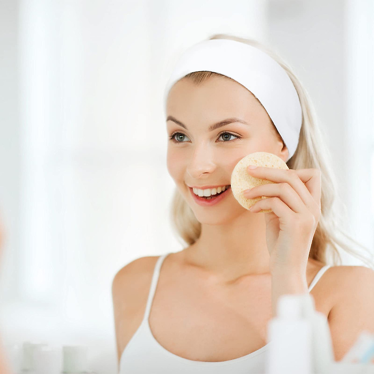 PINKXHY 128 Pieces Disposable Spa Facial Headbands Stretch Non-Woven Facial Headband Soft Skin Care Hair Band with Convenient Closure for Women Girls Salons Esthetician Supplies, White Large