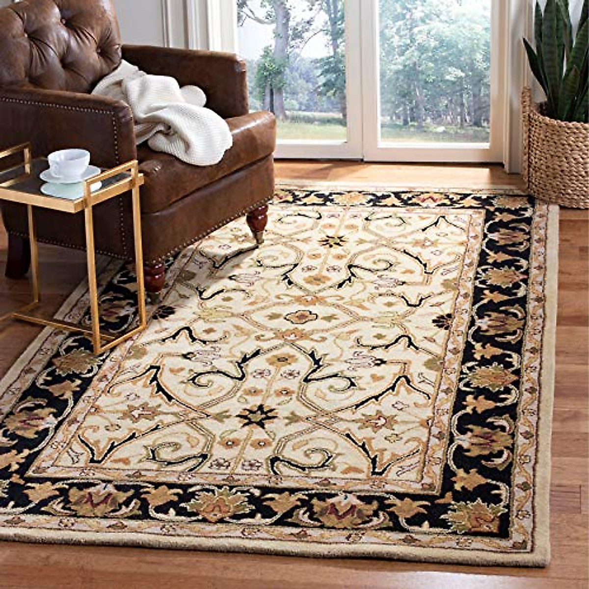 SAFAVIEH Heritage Collection 2' x 3' Ivory / Black HG644C Handmade Traditional Oriental Premium Wool Accent Rug
