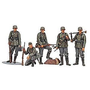 Tamiya 35371 1/35 German Infantry Set Mid WWII