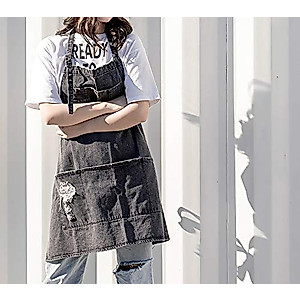 CACHIL Denim Bib Apron Adjustable Straps Cooking Apron Kitchen Apron With 5 Pockets for Coffee Chef Cooking Kitchens (Gray)