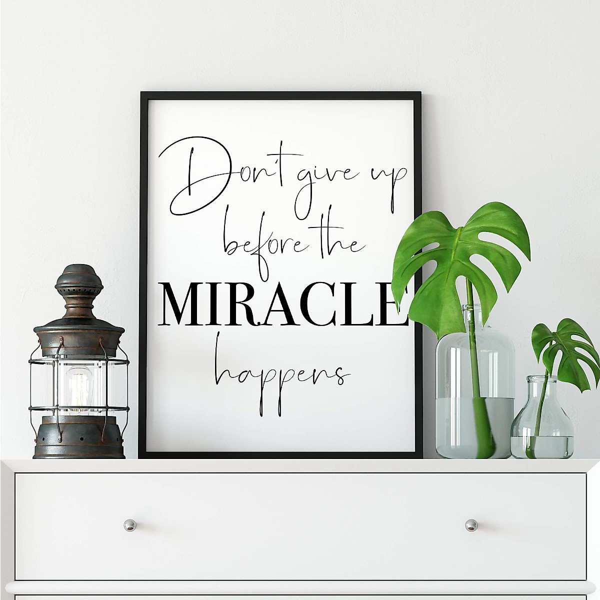 ‘Don’t Give Up.. ‘’ Positive Motivational Wall Art | 8x10 UNFRAMED Black and White Word Art Print | Inspirational, Typographic Home, Office, Studio Decor