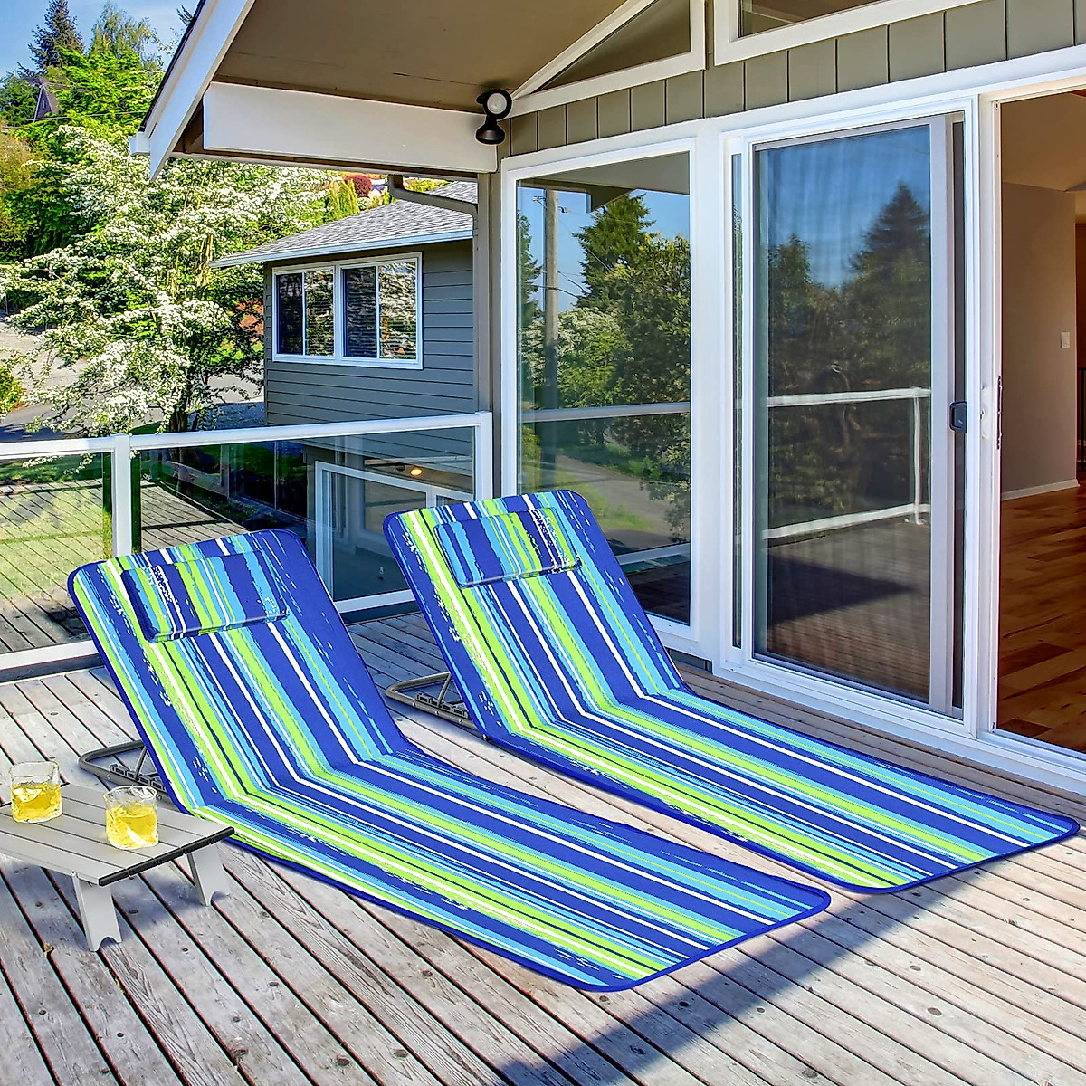 GYMAX Beach Chairs, Folding Tanning Lounge Chairs with Table Set, Adjustable Patio Floor Chair, Outdoor Sunbath Chair with Desk, Pillow & Storage Bag for Outside, Patio, Poolside (Blue Stripe)