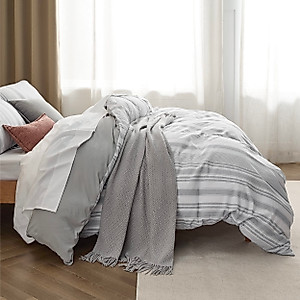 Bedsure Duvet Cover King Size - Reversible Striped Duvet Cover Set with Zipper Closure, 3 Pieces Grey Bedding Set with 8 Corner Ties and 2 Pillow Shams 20"x36"