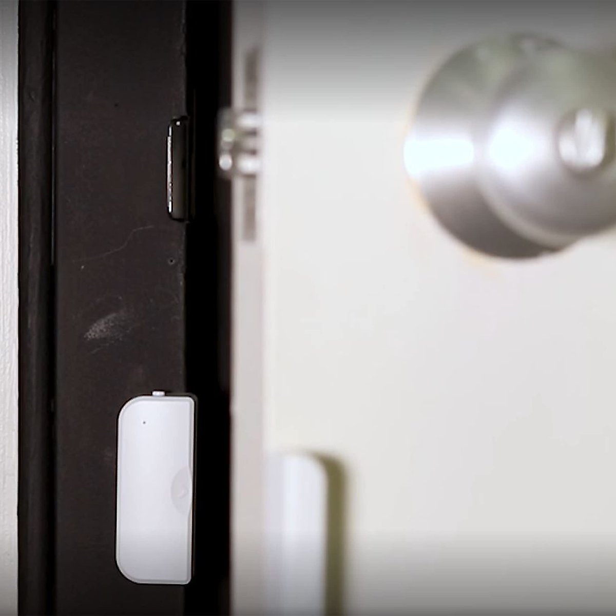 Feit Electric Smart WiFi Door and Window Sensor, Battery Powered, 2.4GHz No Hub Required, Remote Home Monitoring, Not Compatible with Other Security Systems, MOT/Door/WiFi/BAT