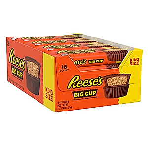 REESE'S Big Cup Milk Chocolate King Size Peanut Butter Cups, Candy Packs, 2.8 oz (16 Count)