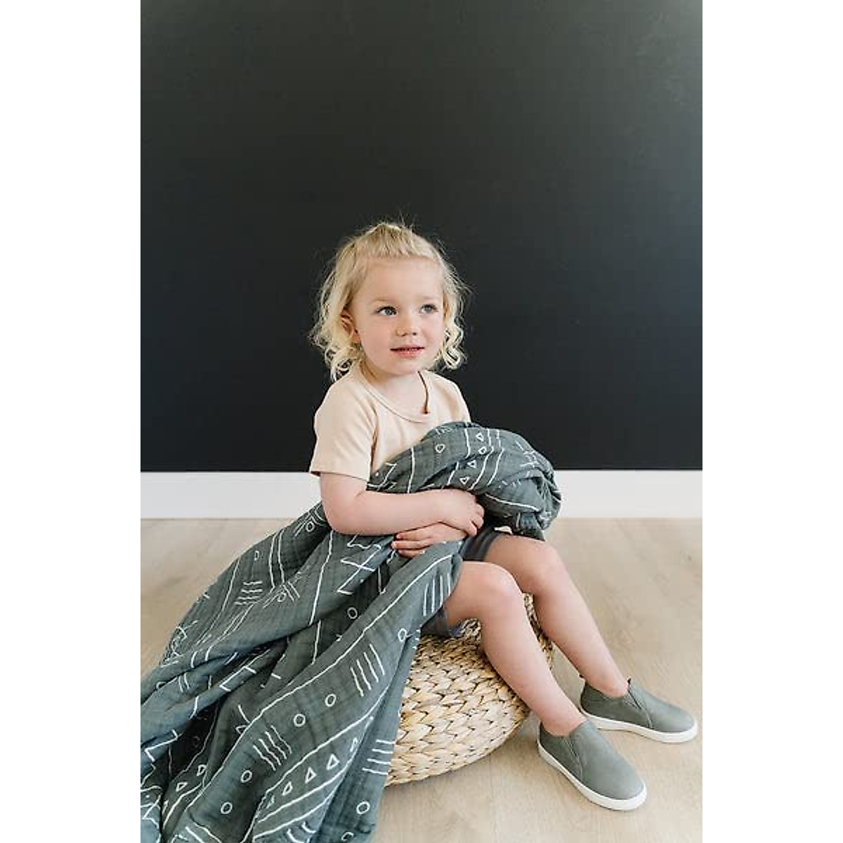 Mebie Baby Muslin Quilt, Wildflower, 100% Muslin Cotton Baby Blankets for Girls and Boys, Muslin Baby Blanket for Newborns, Babies, Toddler, Soft Muslin Swaddle Blankets, 47"x47"